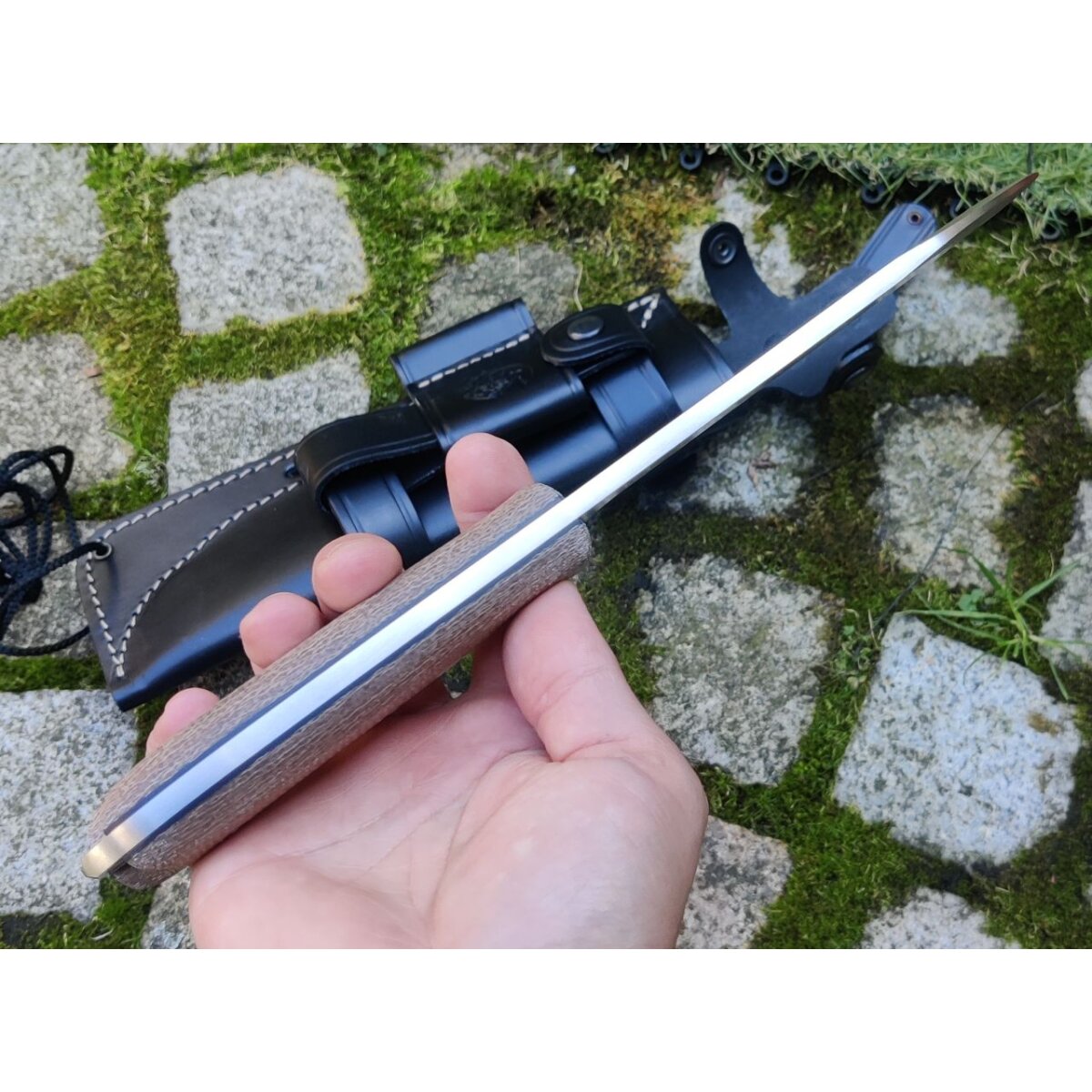 J&V Forester Tizón Yute Camp Knife mit Lederscheide, 119,95